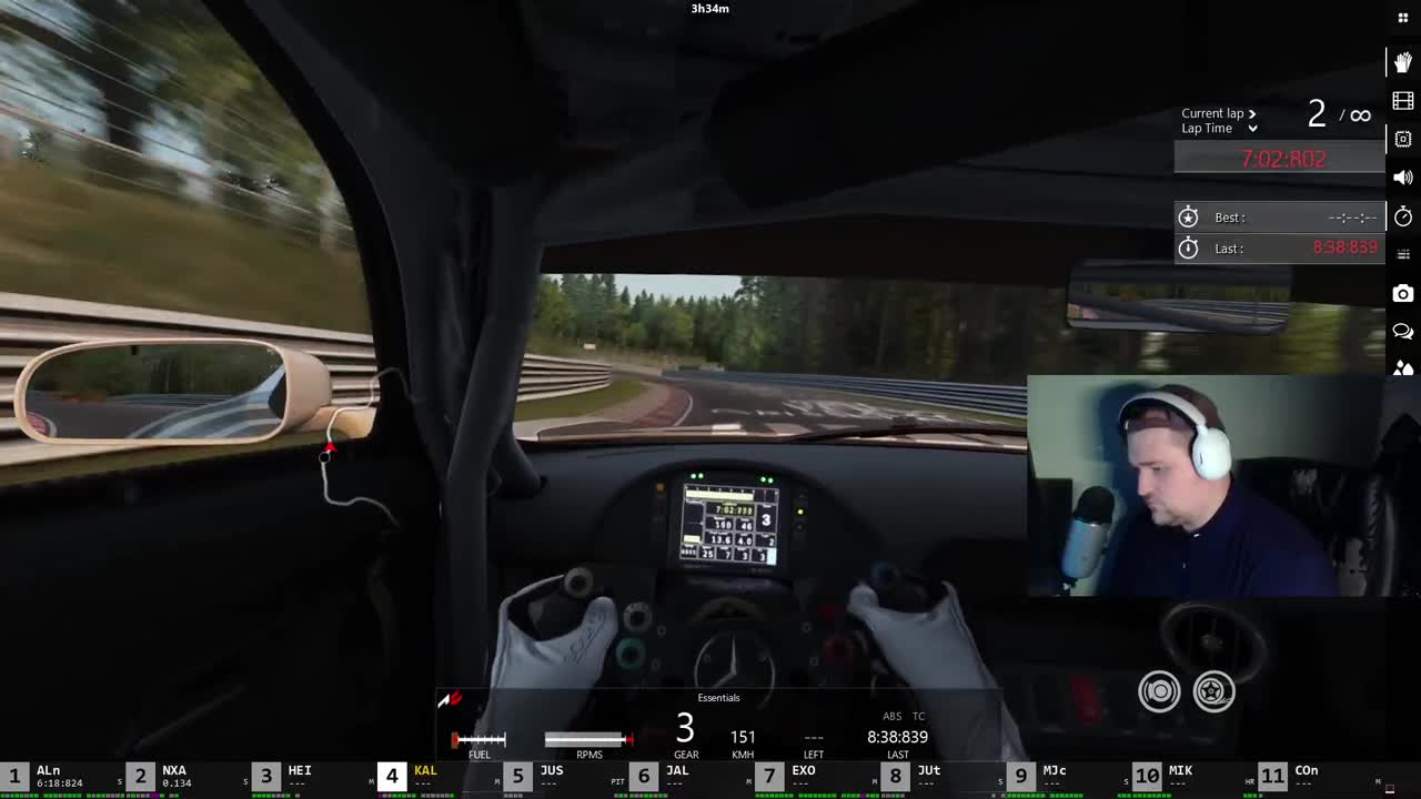 Neveiksminieks, tavu bērnu izdrāza bomzis no ielas - OnlyJuris.com